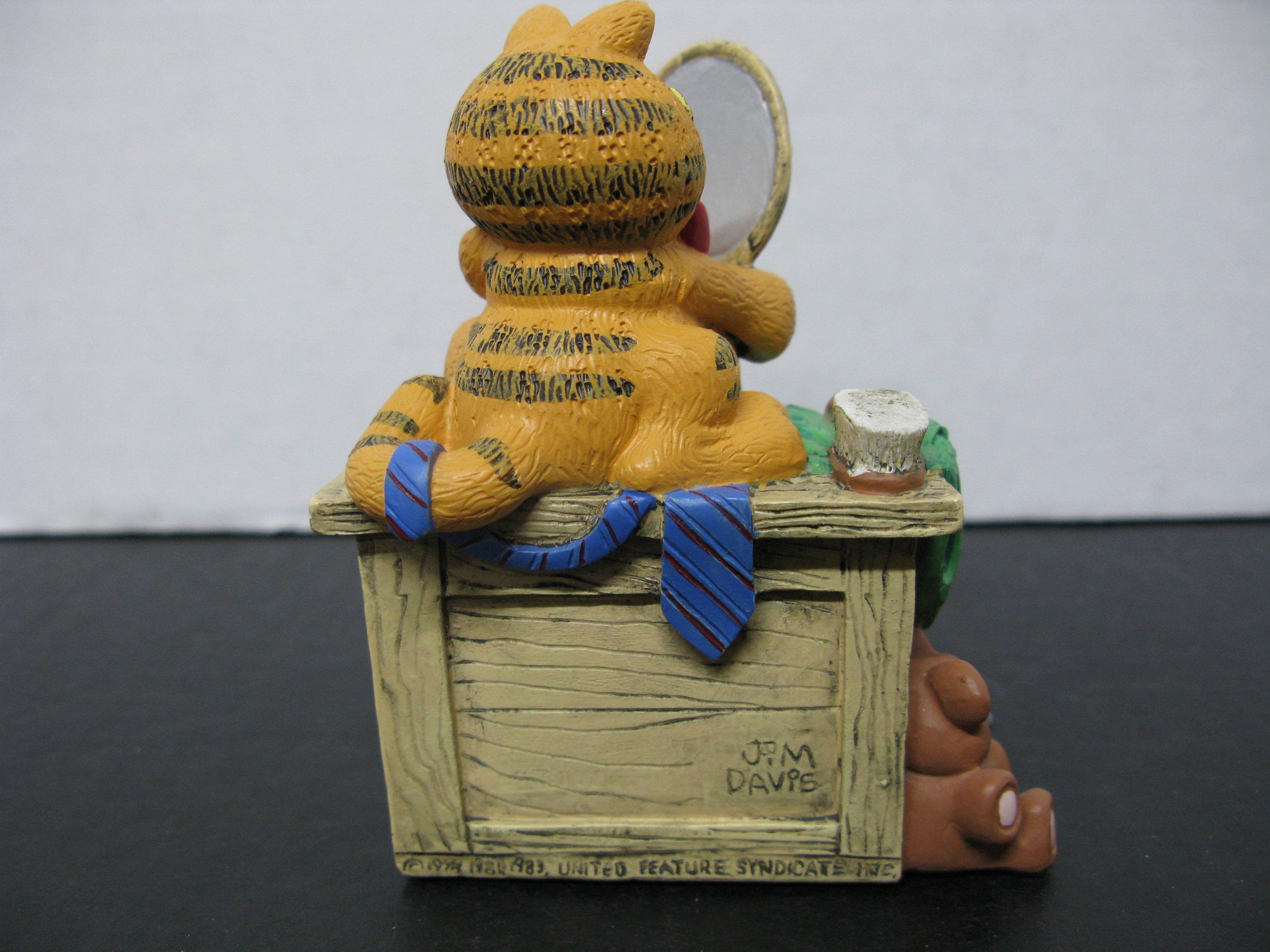 Garfield Porcelain Figures — The Pop Culture Antique Museum