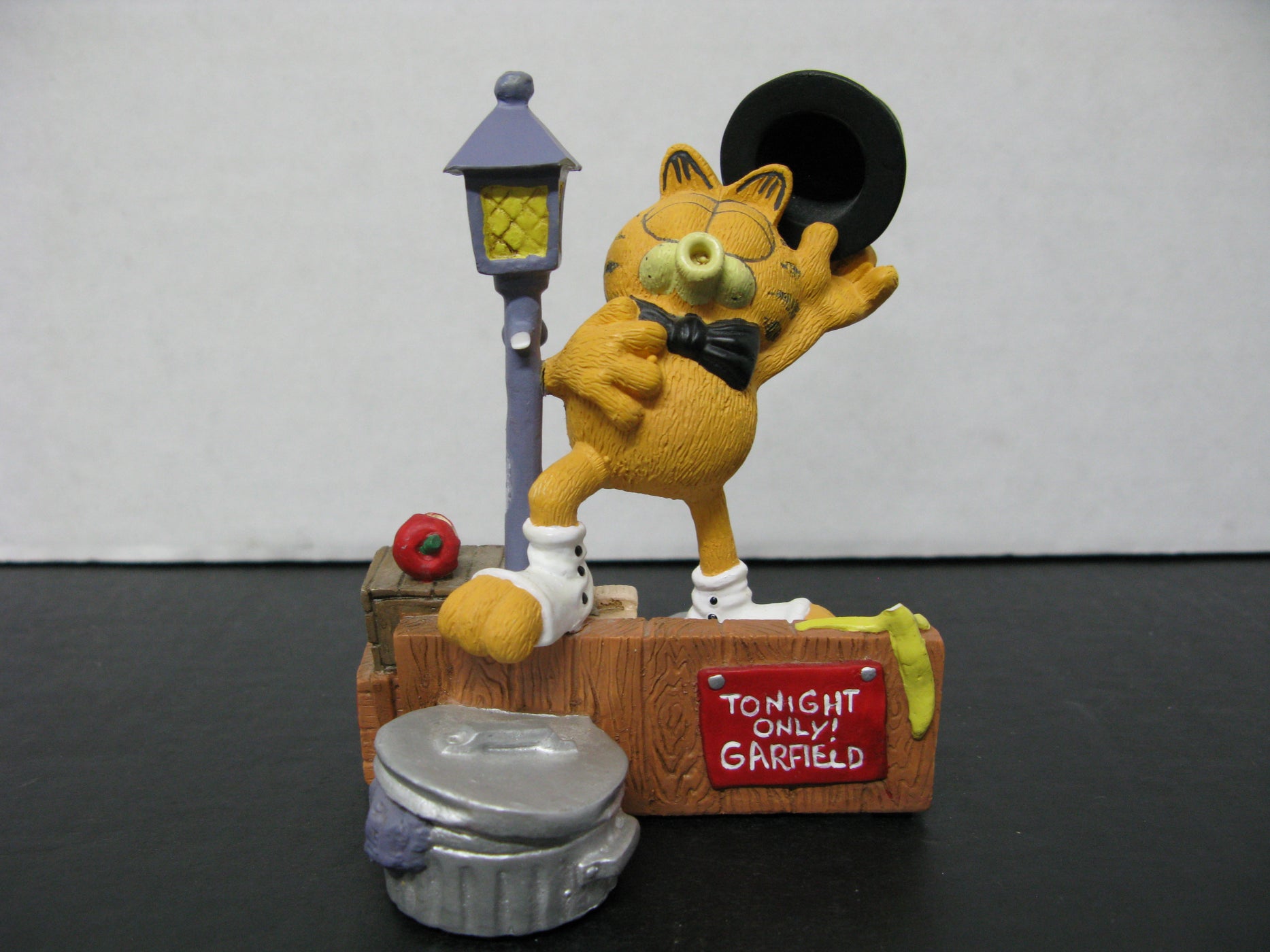 Garfield Porcelain Figures — The Pop Culture Antique Museum